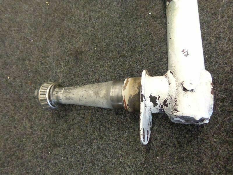 0841000-110 Cessna 320D Main Gear Strut Assembly RH