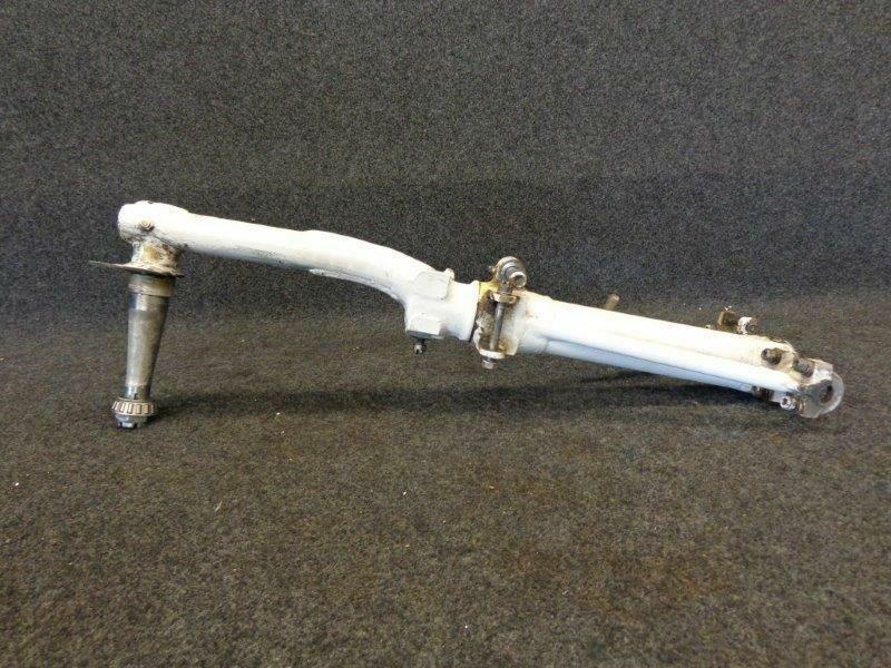 0841000-110 Cessna 320D Main Gear Strut Assembly RH