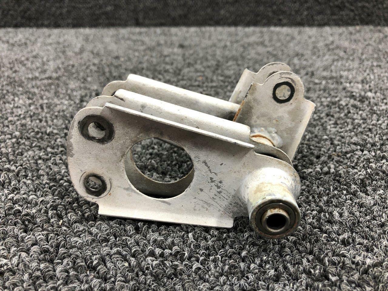 0862100-11 Cessna 320 Flap Bellcrank Assy RH (Inboard Wing, Inboard)