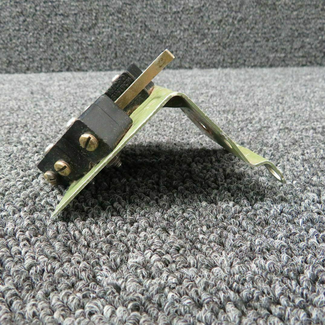 5115252-6, BZ-7RWT80 Cessna Flap Limit Switch has Bracket