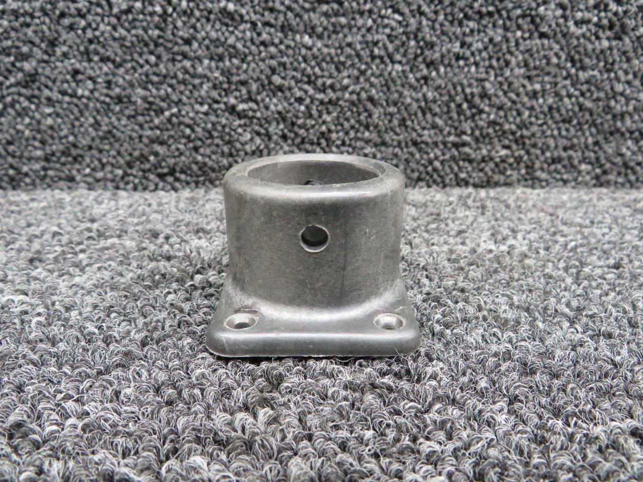 1260668-3 Cessna 182T Collar Control Yoke Pilot