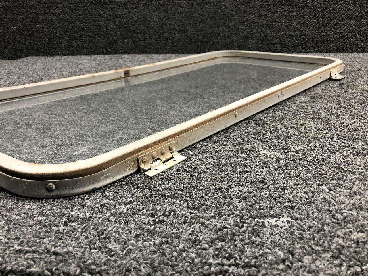 0711050-11 Cessna 172 Cabin Door Window Assembly LH (Clear)