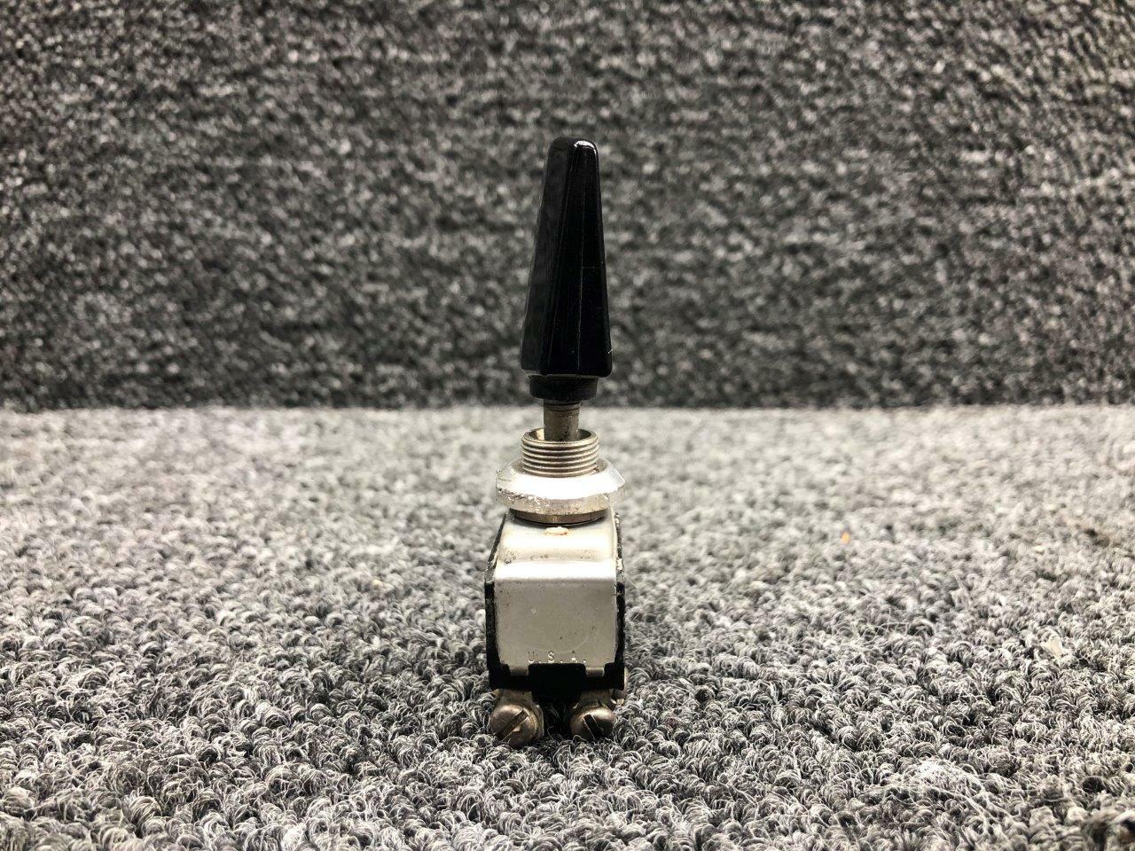 MS25201-6 Cessna 172K Flap Position Switch Assembly (Volts: 14)