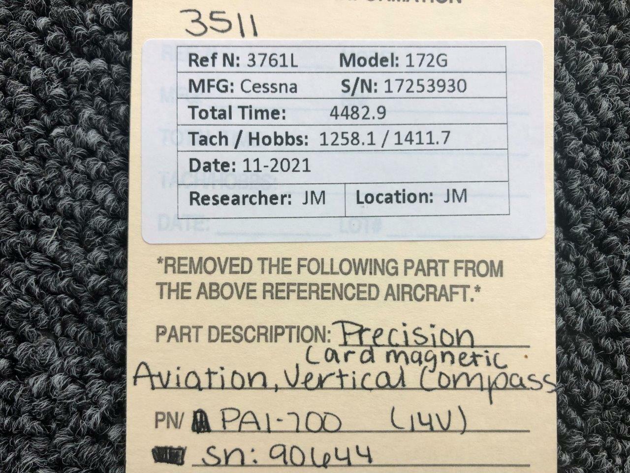PA1-700 Cessna 172G Precision Aviation Vertical Card Magnetic Compass (14V)