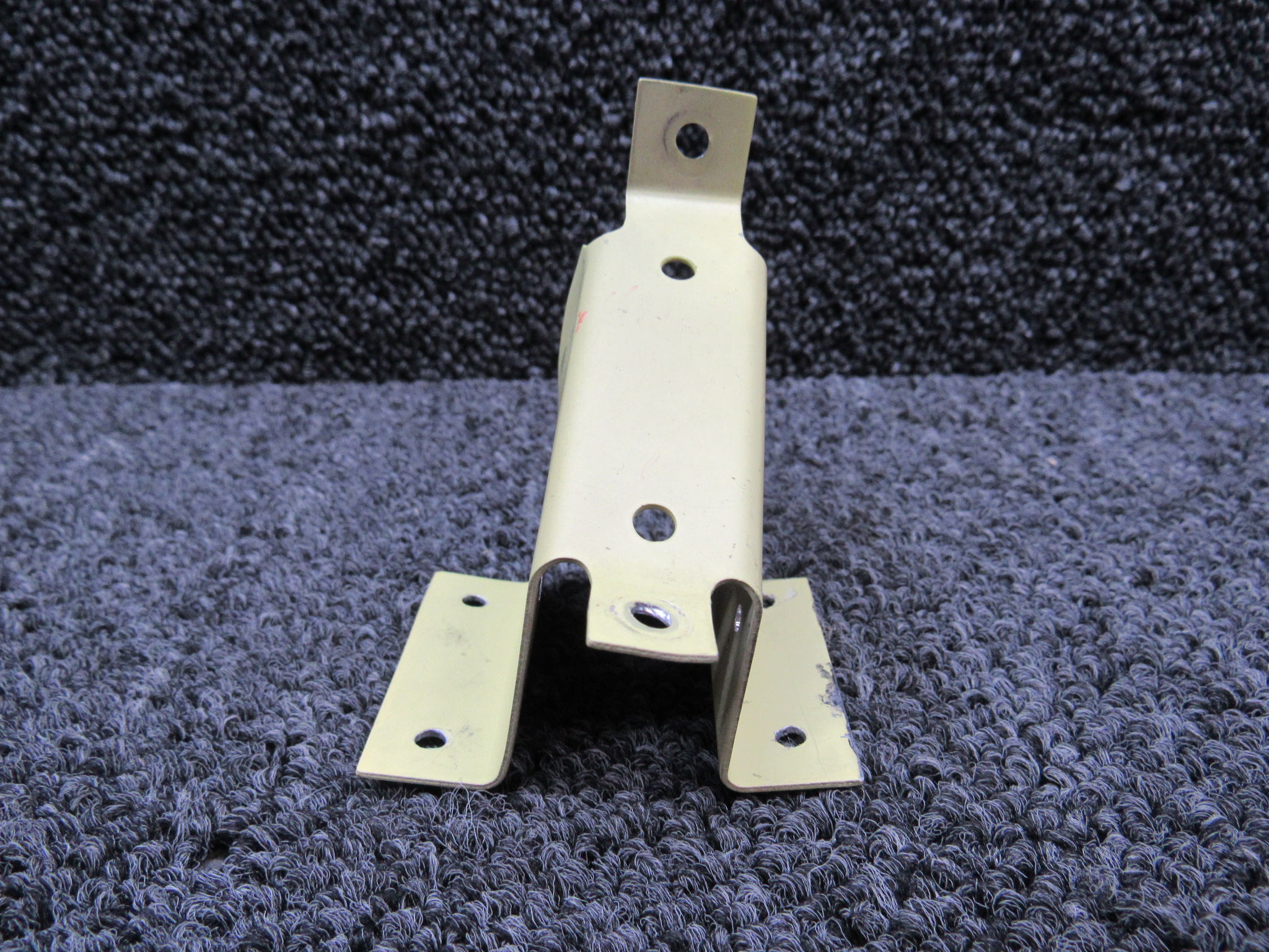 1211431-3 Cessna T206H Bracket Assembly LH