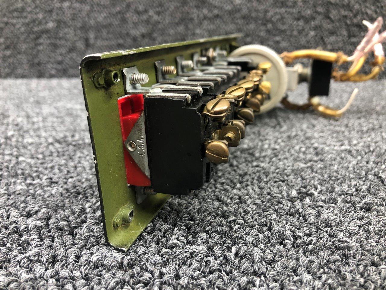 66643-000 / 68812-002 Piper PA28-140 Switch Panel Assembly W/ Potentiometer