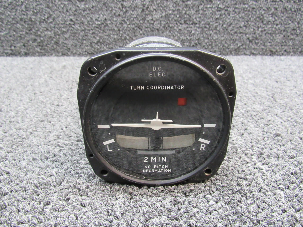 9000 United Instruments Turn Coordinator Indicator (Volts: 28) (CORE)