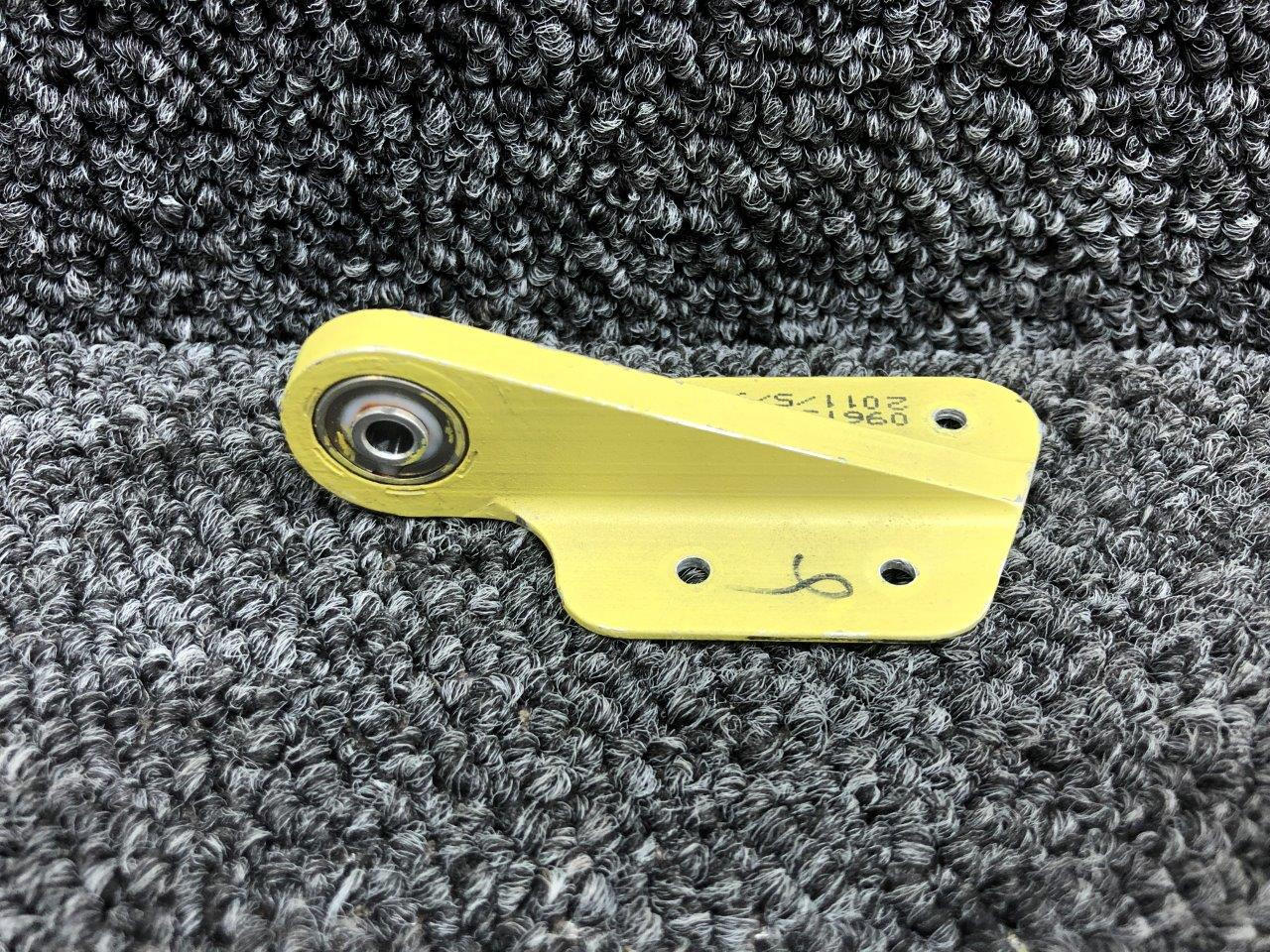 0961515-10 Cessna 162 Control Yoke Support Bracket Right Hand