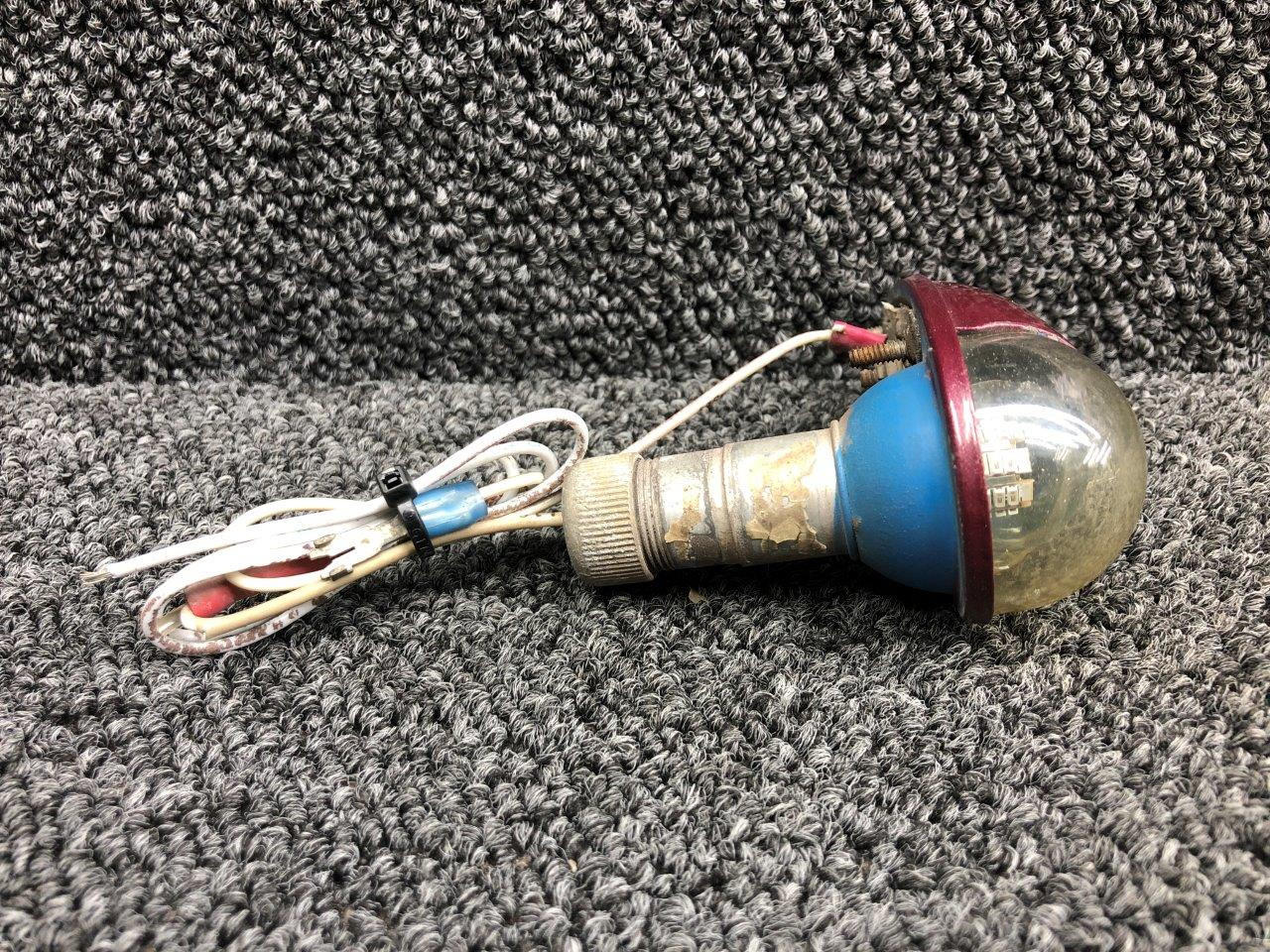 472-896 / W1282 Piper PA28-151 LED Navigation Light Assembly RH