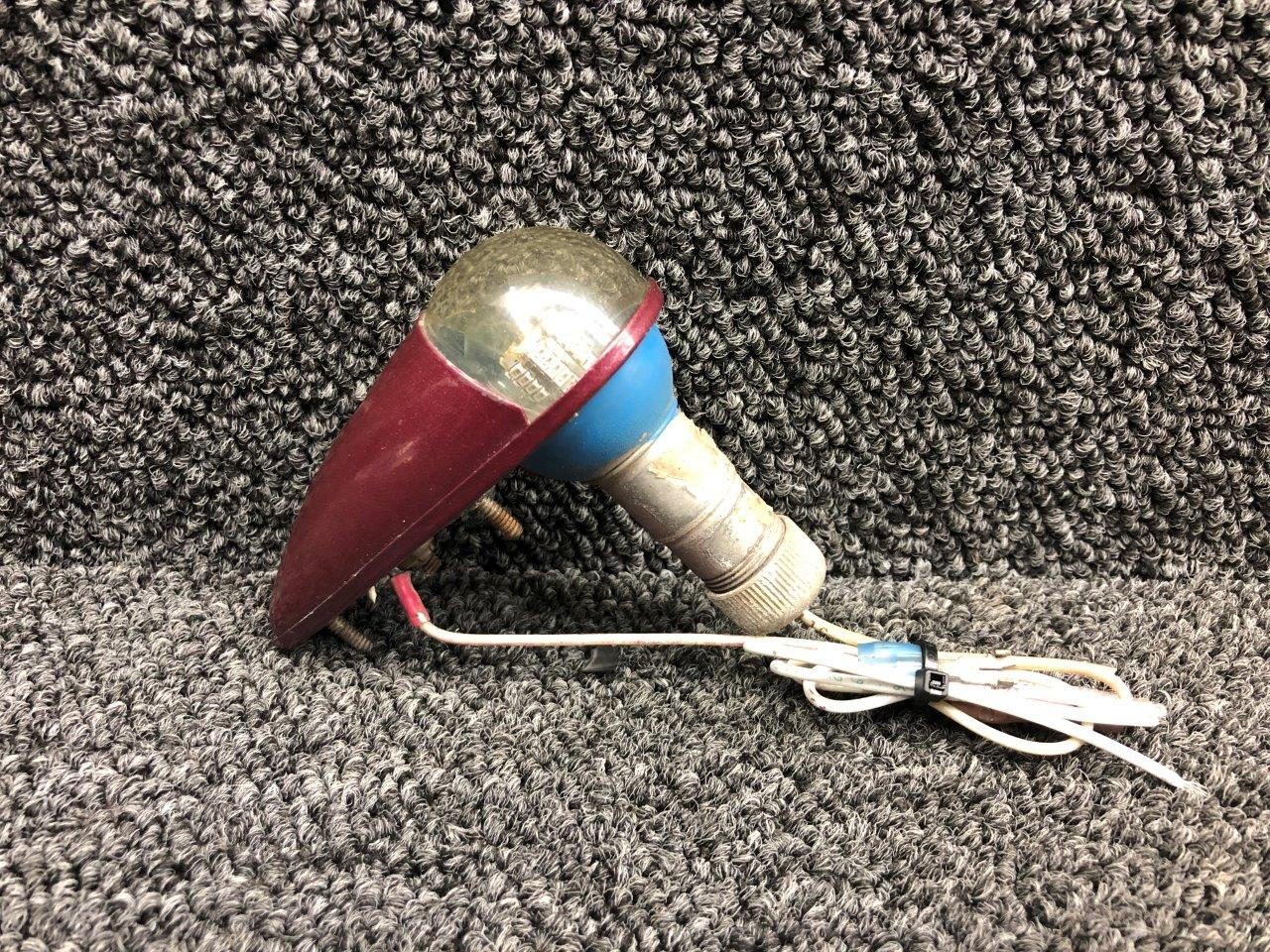 472-896 / W1282 Piper PA28-151 LED Navigation Light Assembly RH