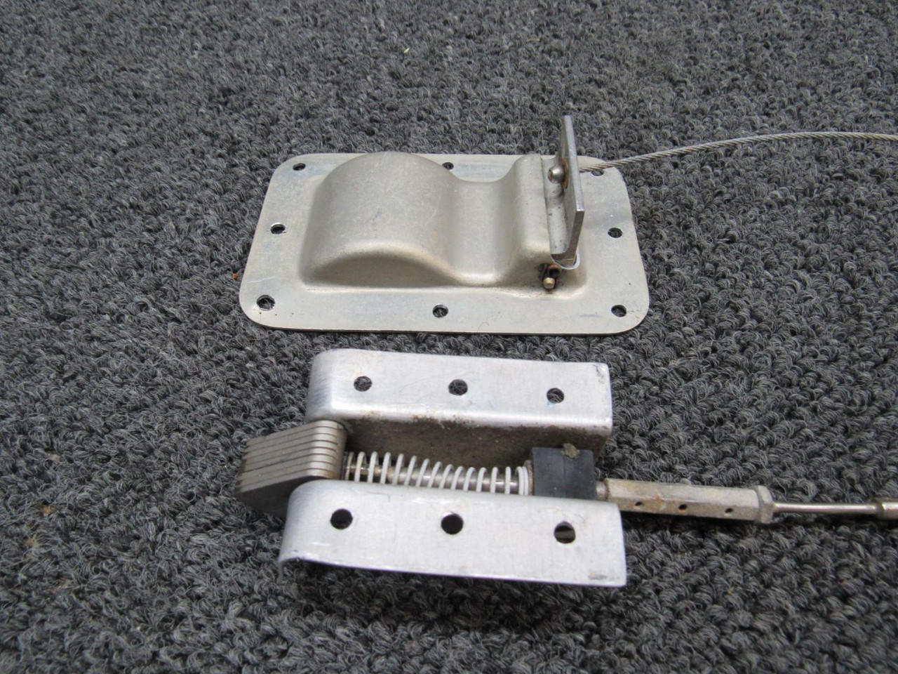 108-430010-15 / 108-430010-23 Beechcraft BE-77 Cabin Door Latch Assembly
