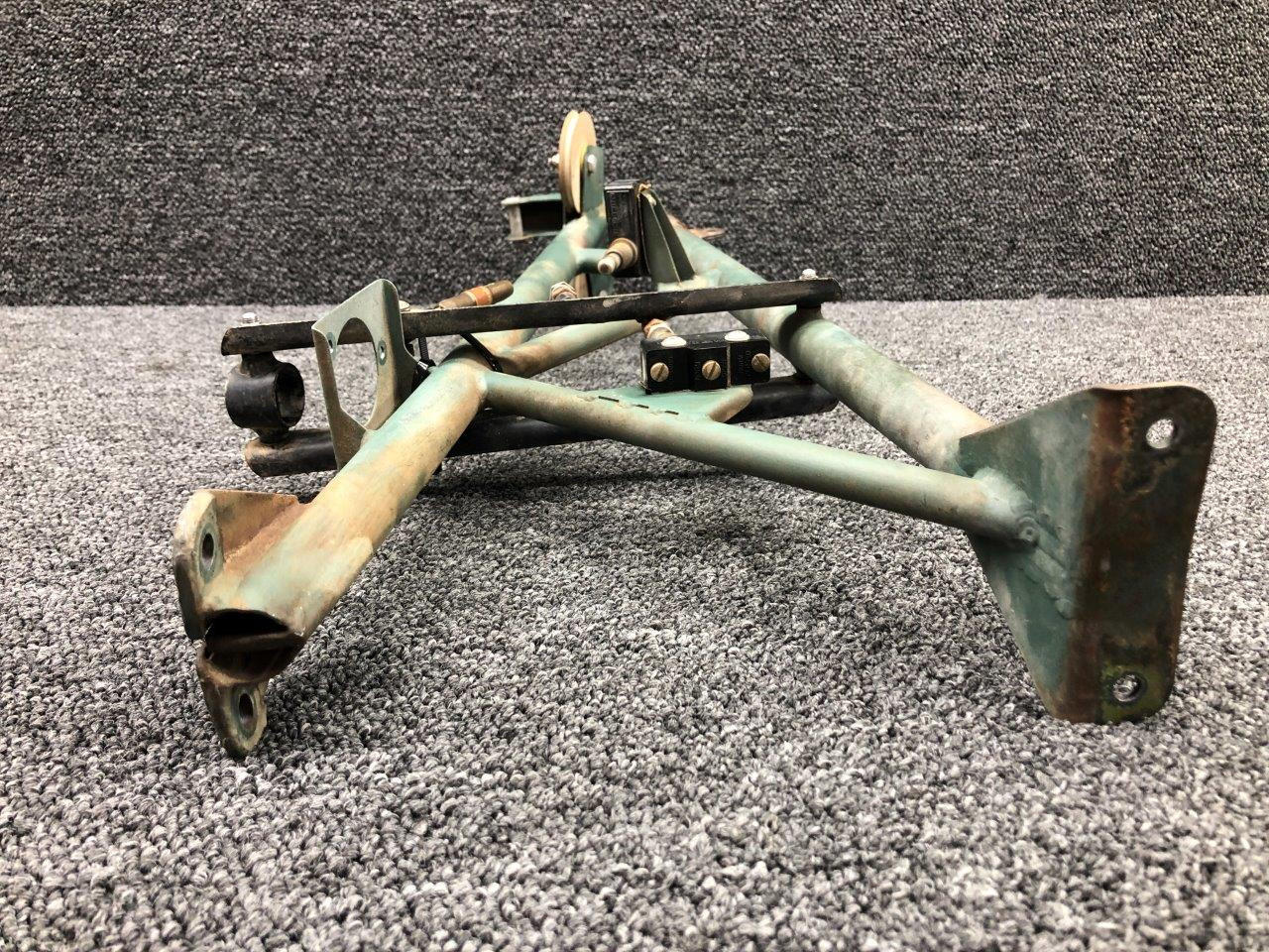 24590-011 Piper PA24-260 Center Wing Main Spar Support Assembly For Sale