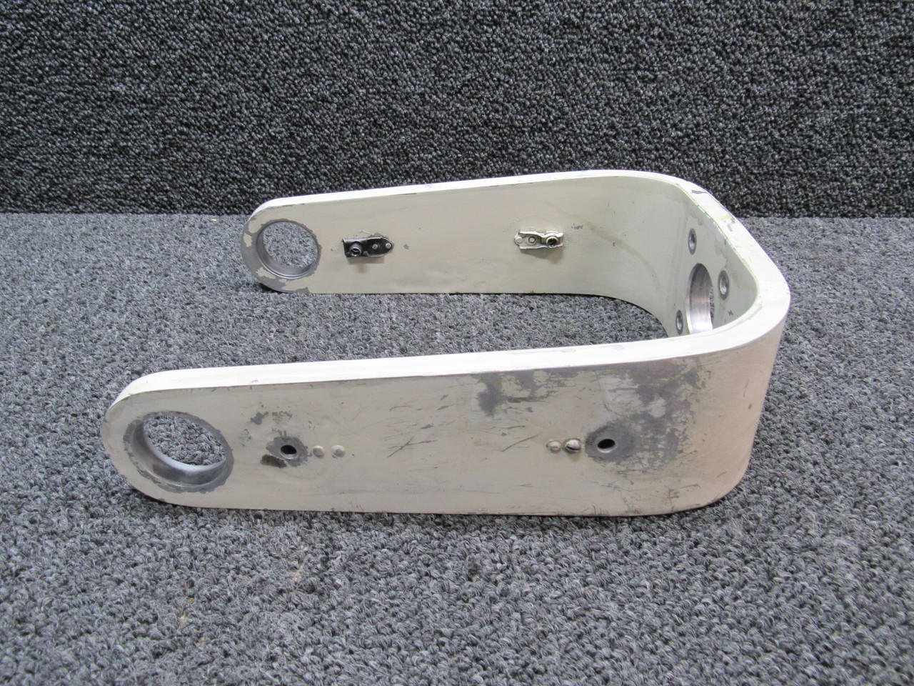 37013 Aero Commander 100-180 Nose Gear Fork Assembly