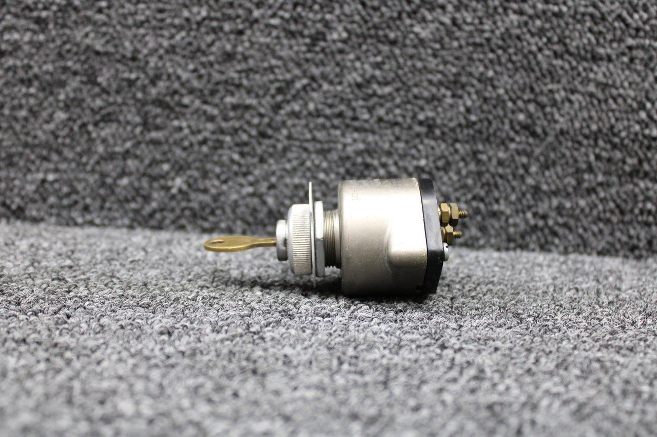 10-357290-1D Bendix Ignition Switch W/ Key