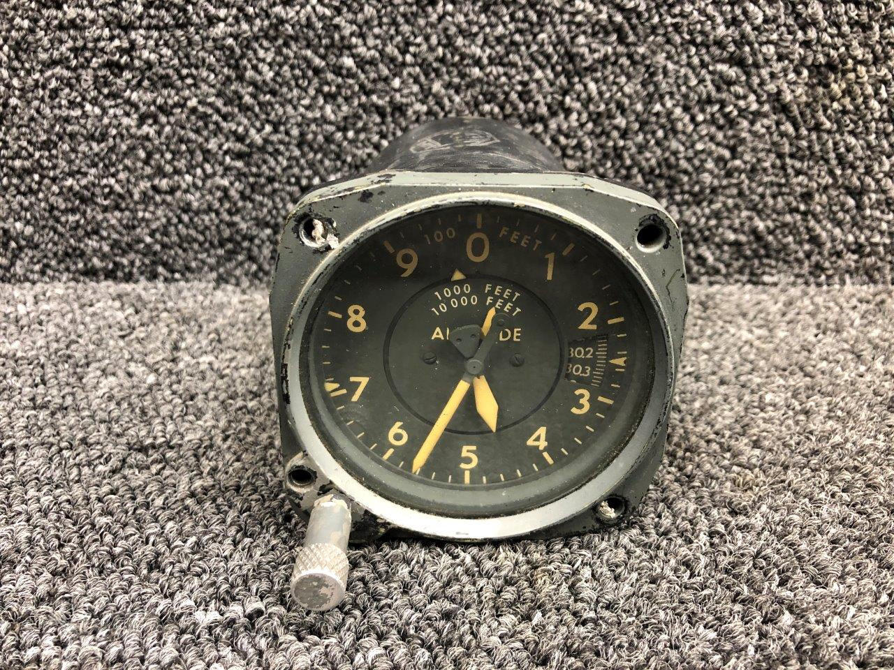 0411007-7 (WEU: C661071-0101) Kollsman Altitude Indicator