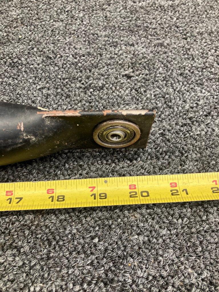 0560006-6 Cessna 172L Control Yoke Assembly W/ Pulleys & Cable