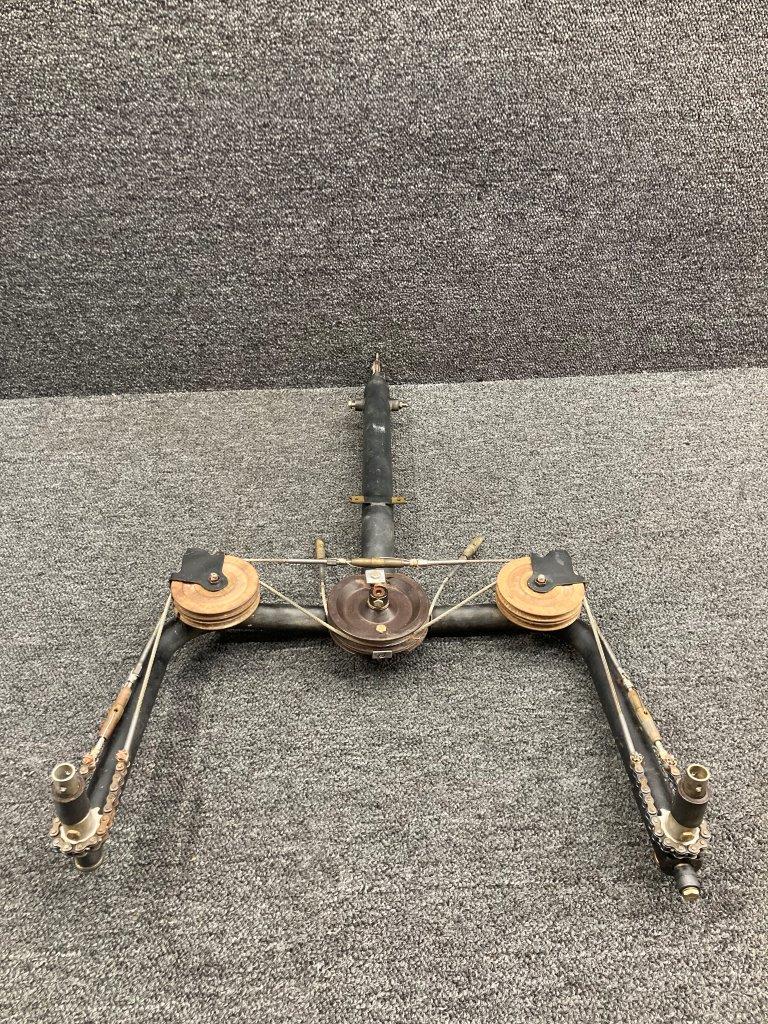 0560006-6 Cessna 172L Control Yoke Assembly W/ Pulleys & Cable