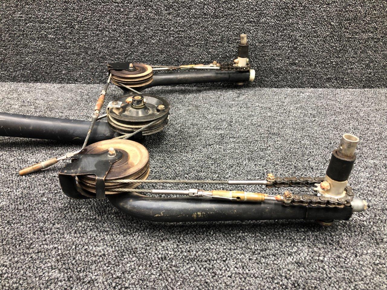 2460033-1 / 0511783-1 Cessna 172RG Control Column Assembly