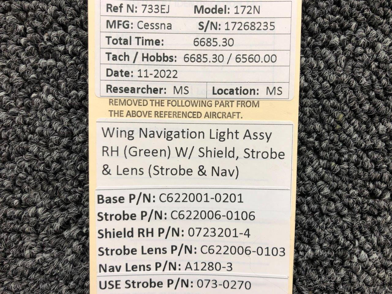 C622001-0201 Cessna 172N Wing Navigation Light RH W/ Strobe, Shield, Lens