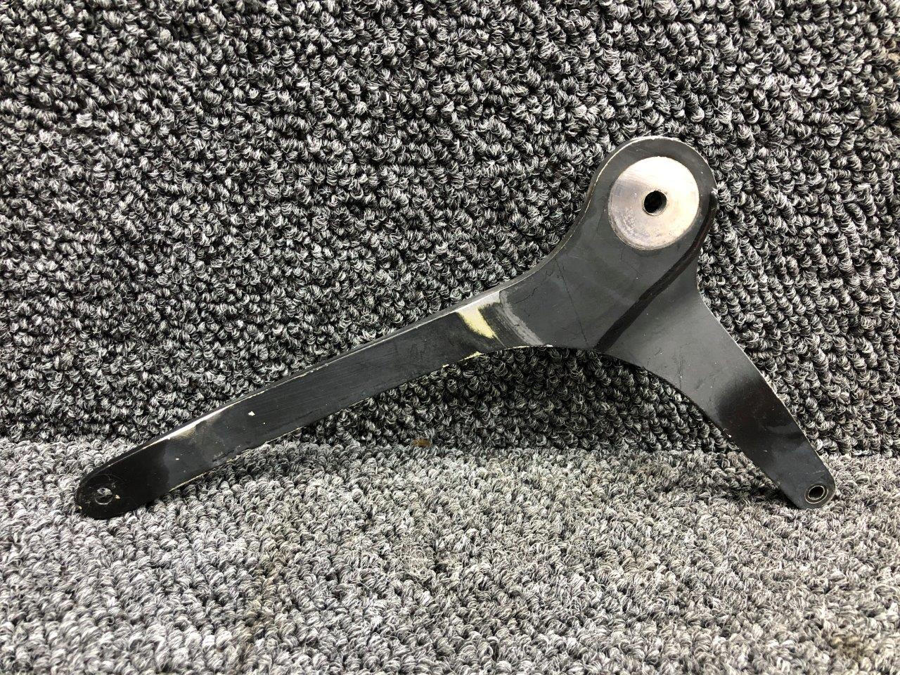 58-940032-1 Beechcraft 95-B55 Propeller Control Lever RH (Minus Knob)