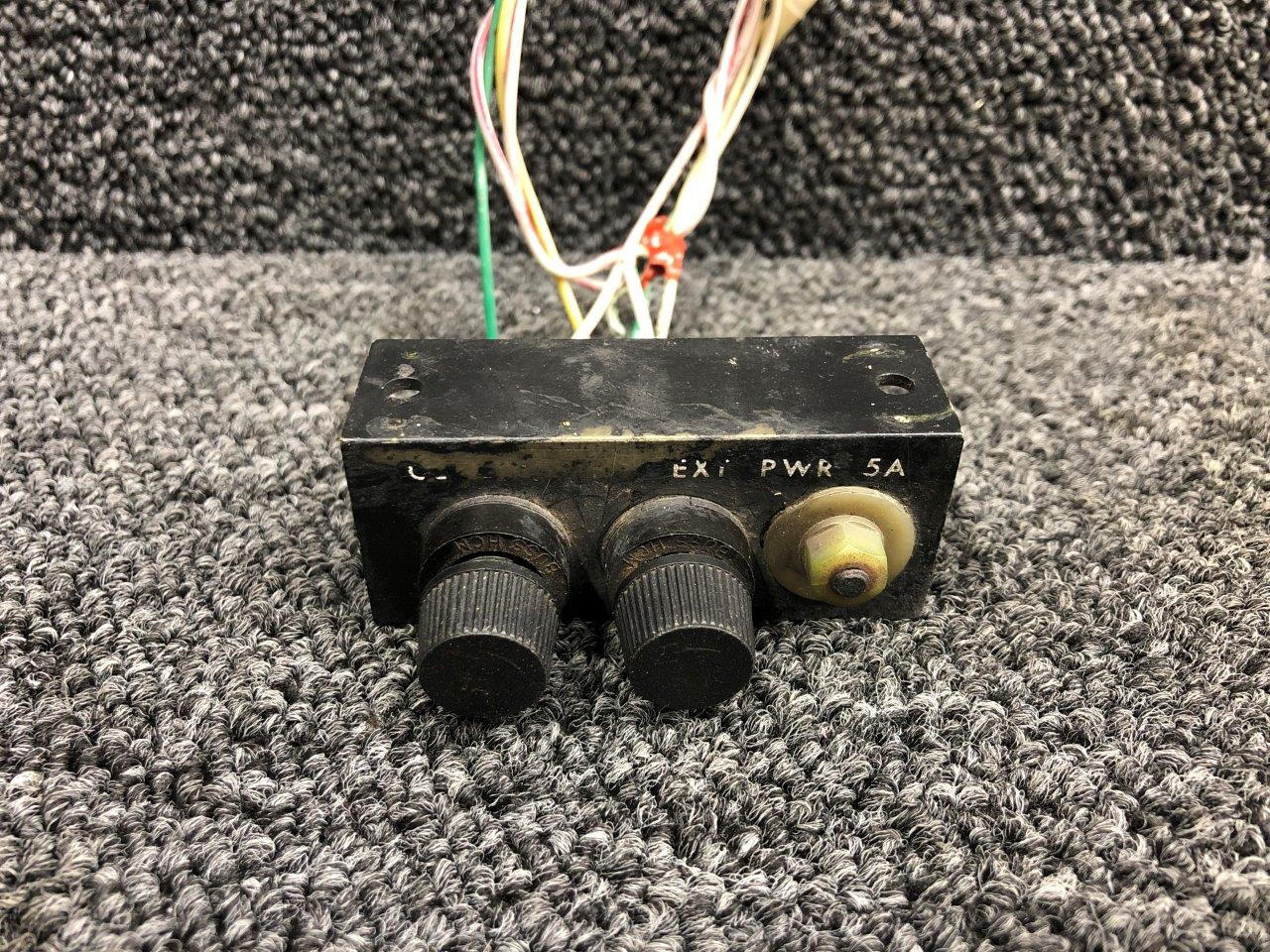 0712031-1, S1091 Cessna R172K Auxiliary Fuse Bracket Holder With Fuses