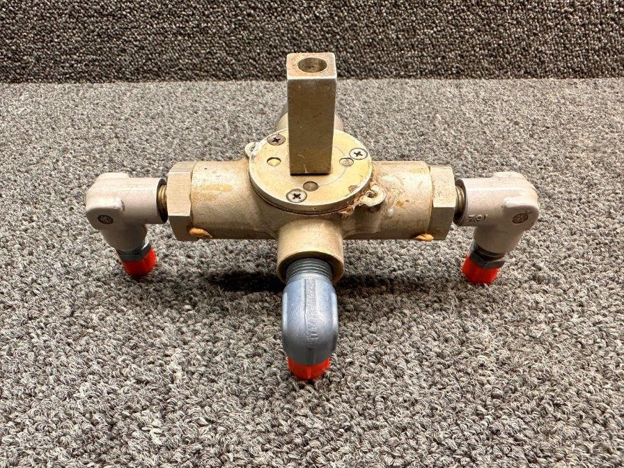 0855013-1 Cessna 310 Fuel Selector Valve Assembly For Sale