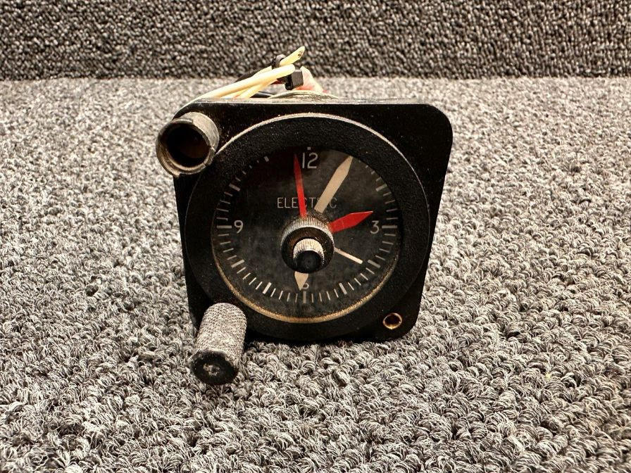 0411010-5 Cessna Electric Clock Indicator (Volts: 24)