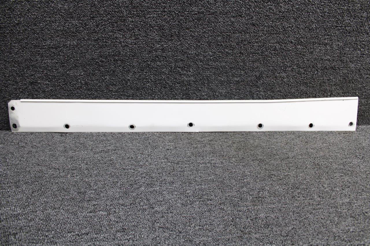1221105-16 Cessna 210N Wing Fillet Center Lower RH