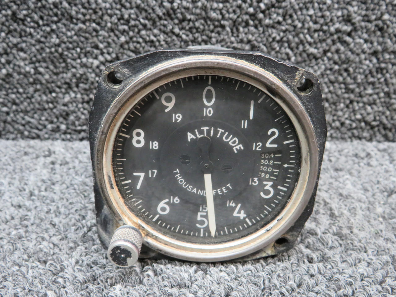 5-300-1 (ALT: C6601012-0101) UMA Altimeter Indicator