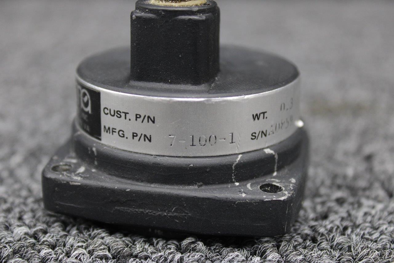 7-100-1 UMA Suction Indicator