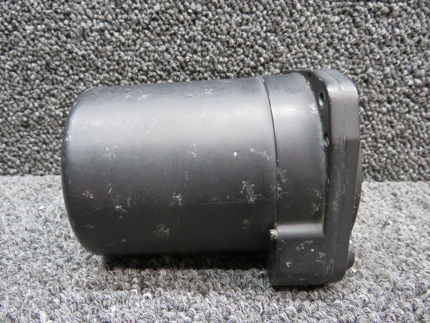 7030-50101 (Alt: C661035-0101) United Inst. Vertical Speed Indicator