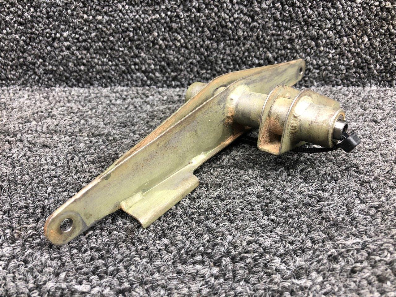 1221087-2 Cessna 177 Right Hand Aileron Bellcrank Assembly