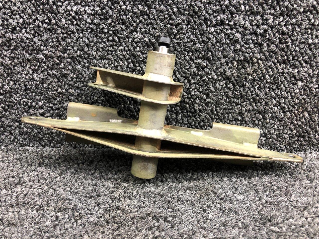 1221087-2 Cessna 177 Right Hand Aileron Bellcrank Assembly