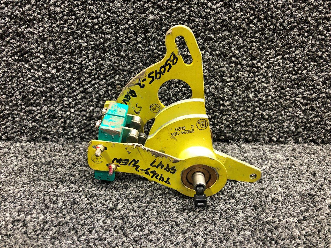 85020-003 and 85095-002 Piper PA46-350P Flap Drive Support and ...