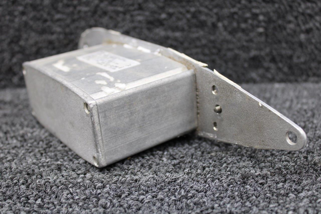 01-0790044-01 Whelen 90044 Flashing Beacon Assembly Voltage 28 Core