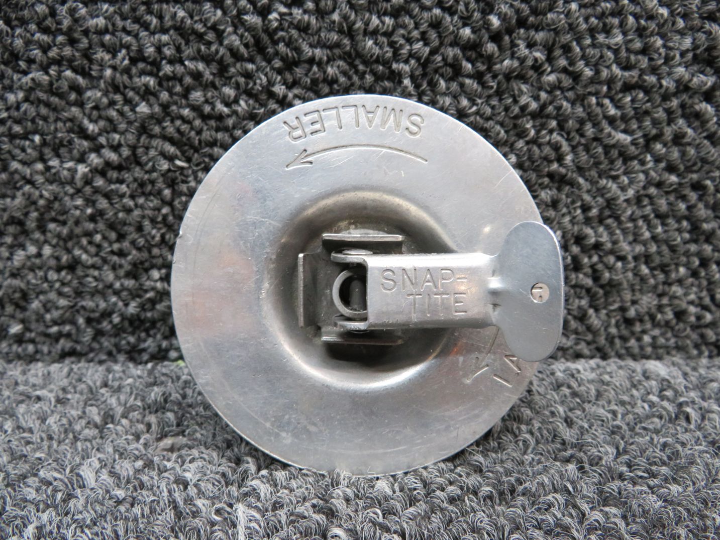 05-06466 Piper PA23 Fuel Cap Assembly- Non-Vented