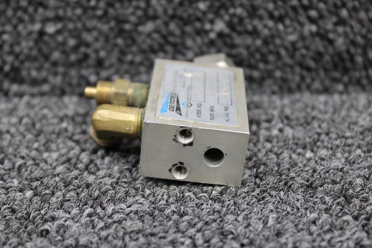 A-1390 Gerdes Alt Static Air Switch (No Knob) | BAS Aircraft Salvage