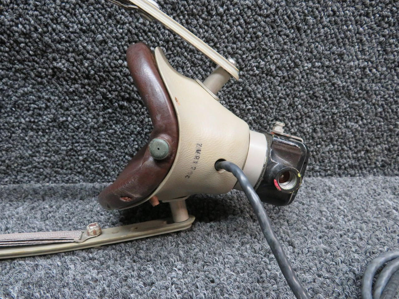 ARO Crew Oxygen Mask Minus Hose