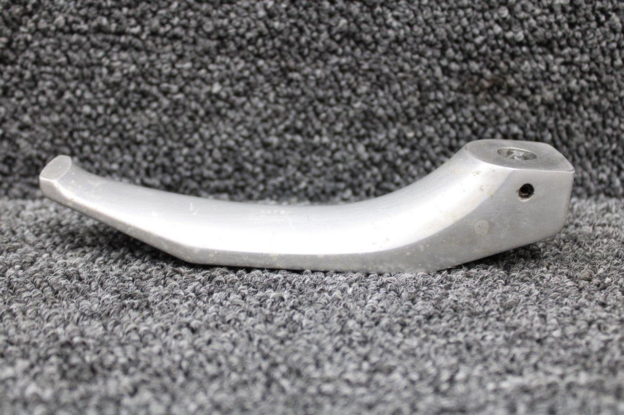 84762-002 (Use PN: 84762-800) Piper PA46-310P Cabin Door Handle Interior