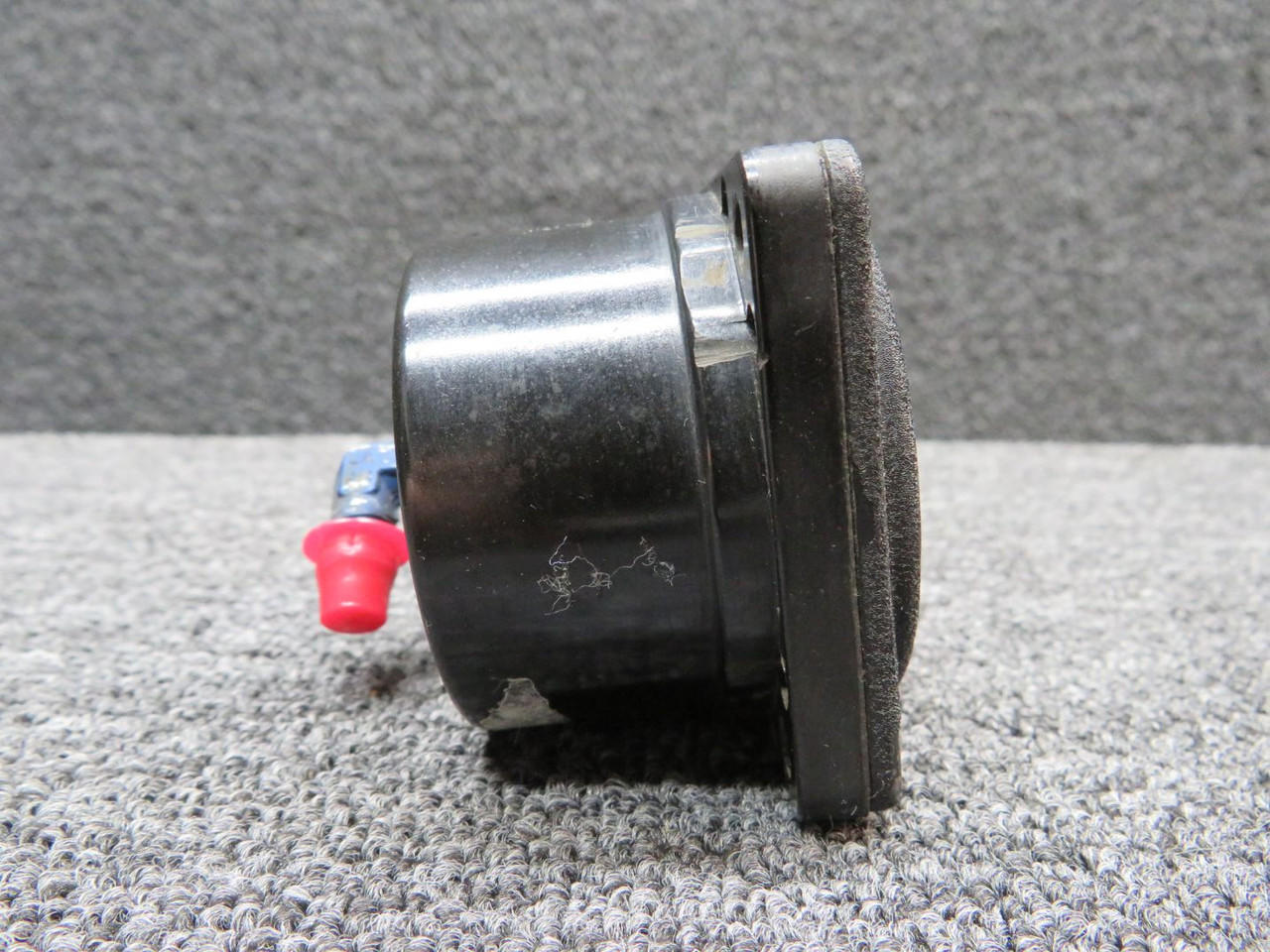 22-880-01 Garwin Brown Faced Suction Indicator
