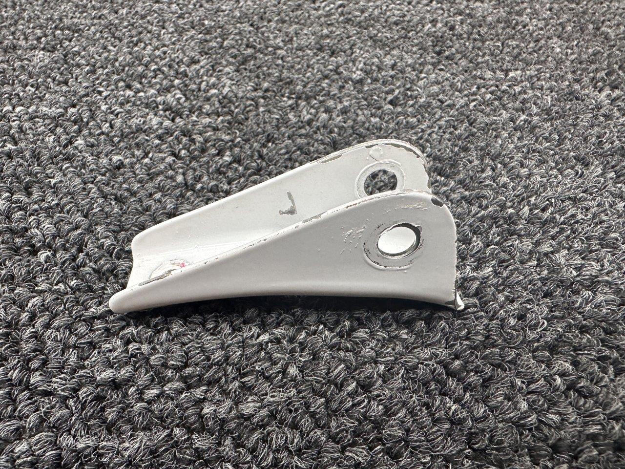 83594-002 Piper PA46-310P Outboard Flap Drive Bracket For Sale