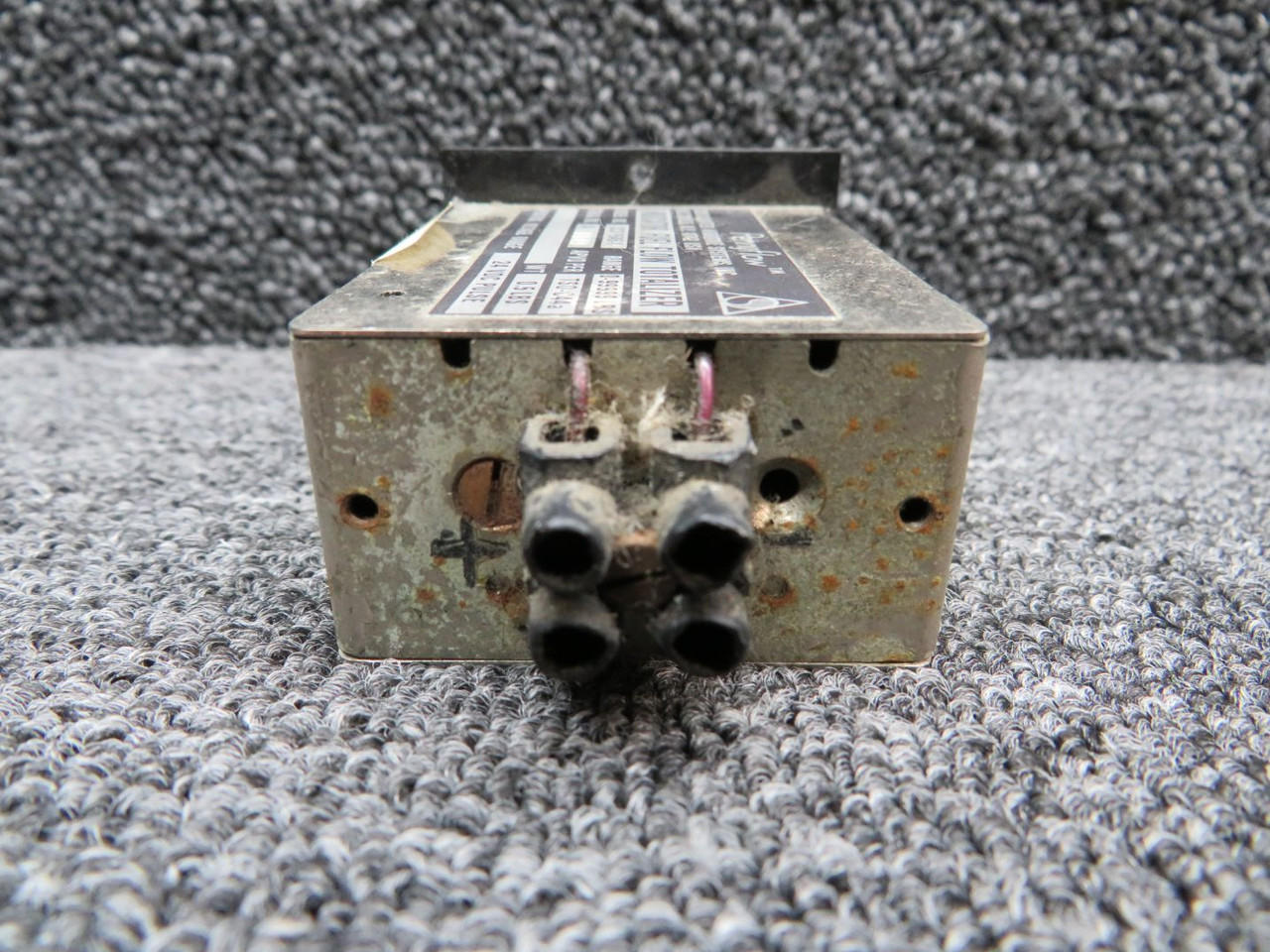 DSF1546-1 Consolidated Airborne Systems 24 Volts Fuel Flow Indicator ...