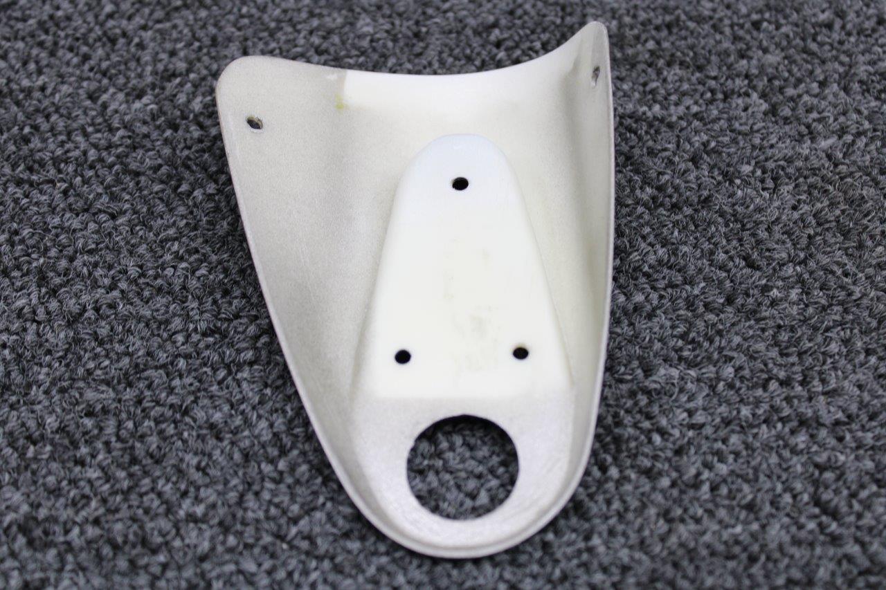 Cessna 182Q Wing Navigation Light Bracket RH (Aftermarket) For Sale