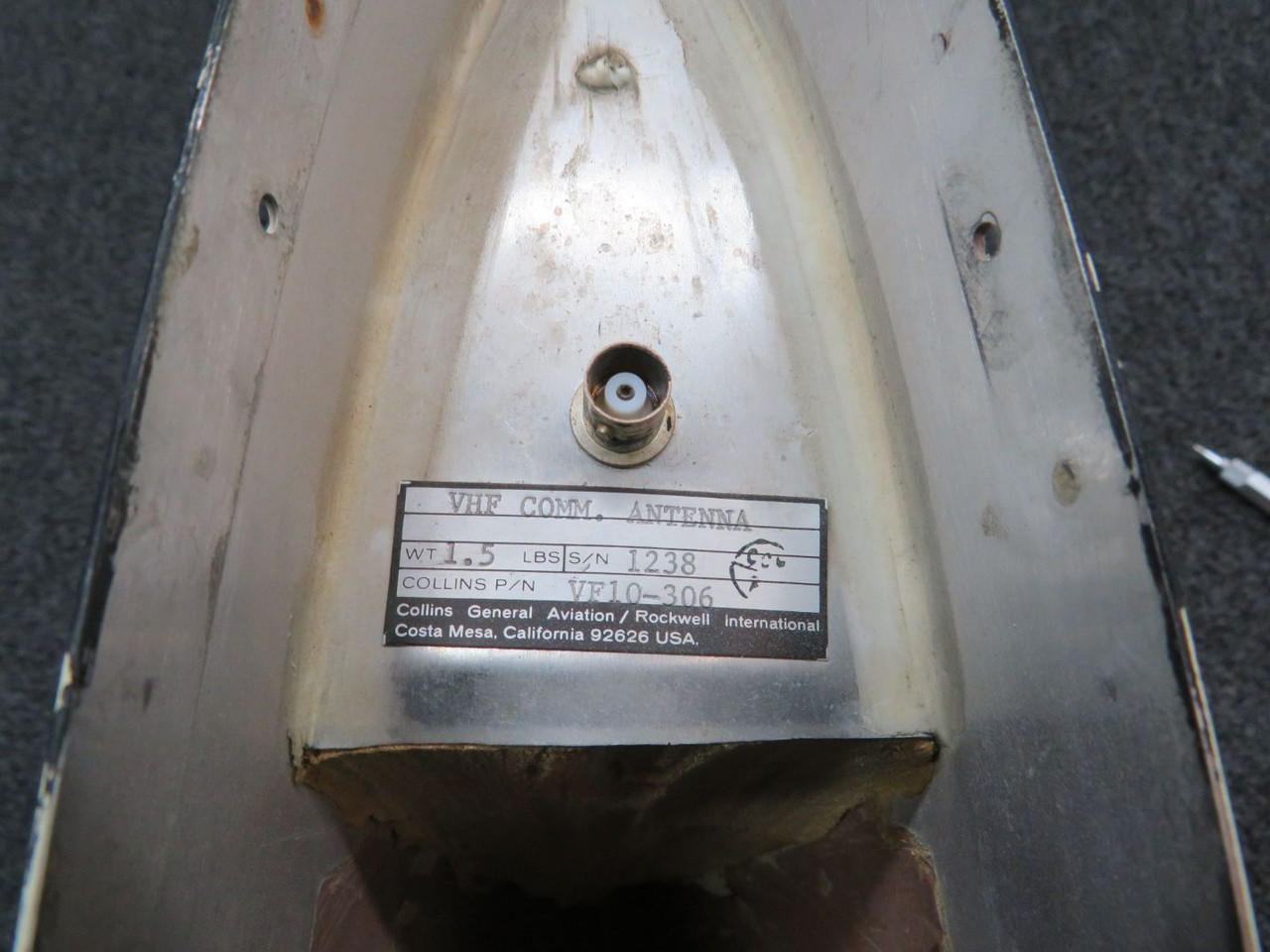 5131022-1 Cessna 425 Vertical Stabilizer Tip Has VF10-306 Antenna