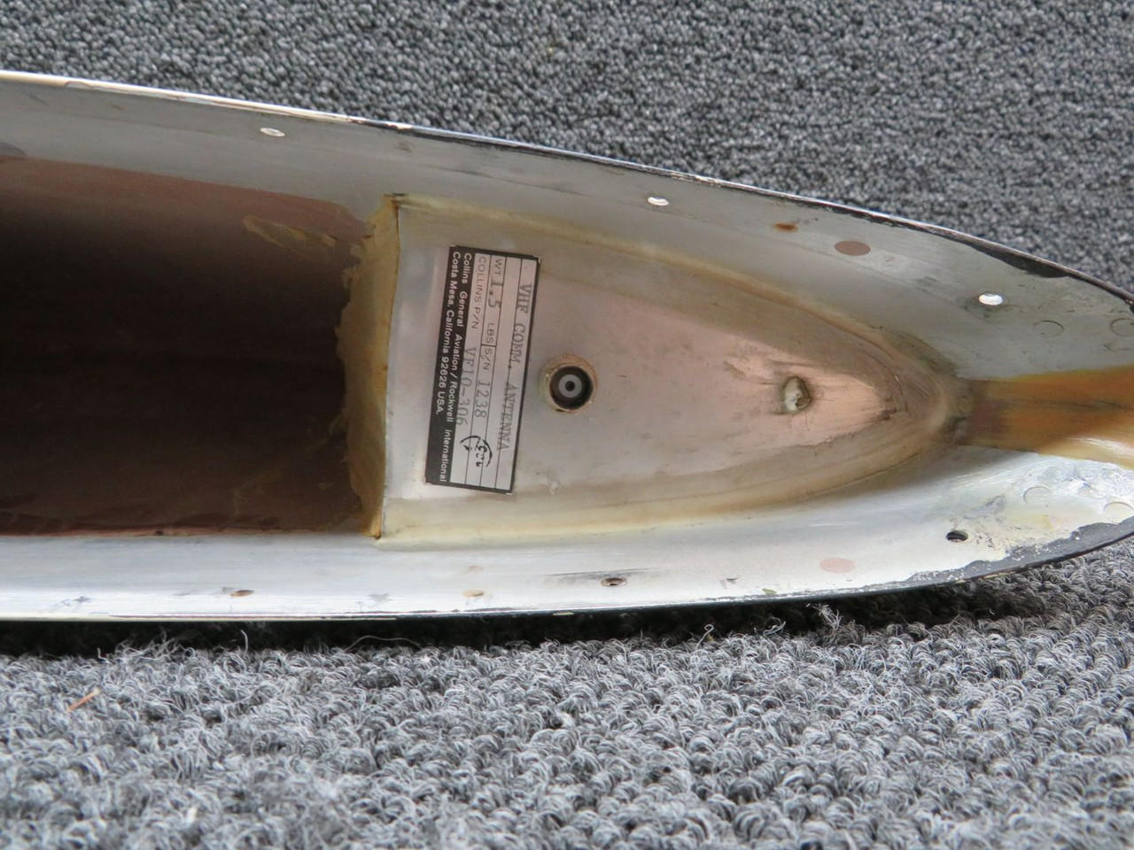 5131022-1 Cessna 425 Vertical Stabilizer Tip Has VF10-306 Antenna