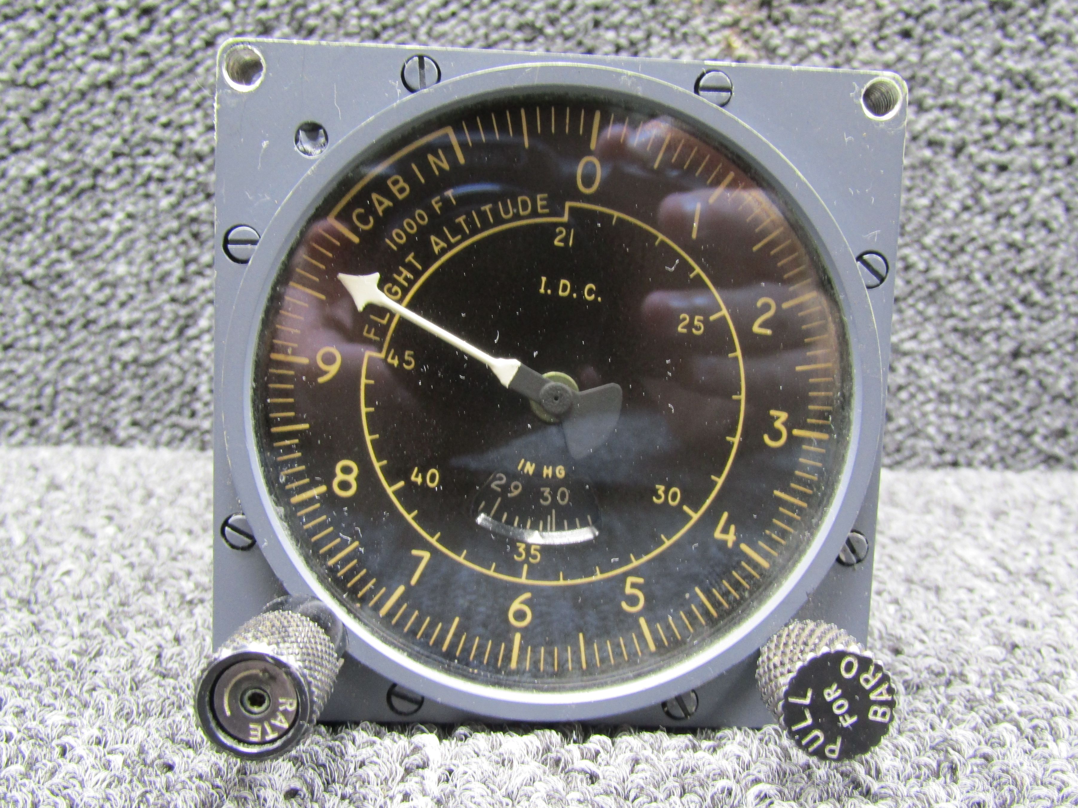 13300-4E Intercontinental Dynamics Modified Flight Cabin Altitude Indicator