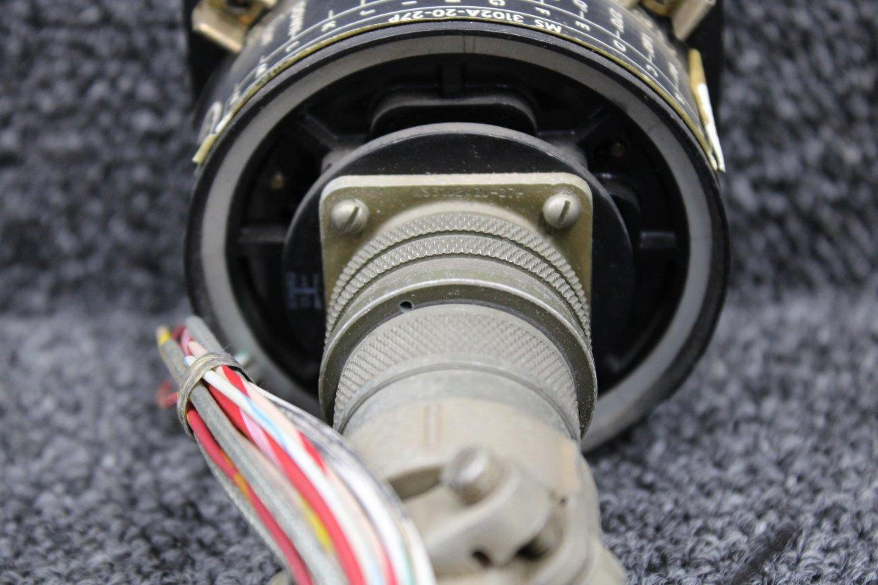 MS3102A-20-27P (Alt PN: 32350) ARC Course Selector Indicator (Foggy Glass)