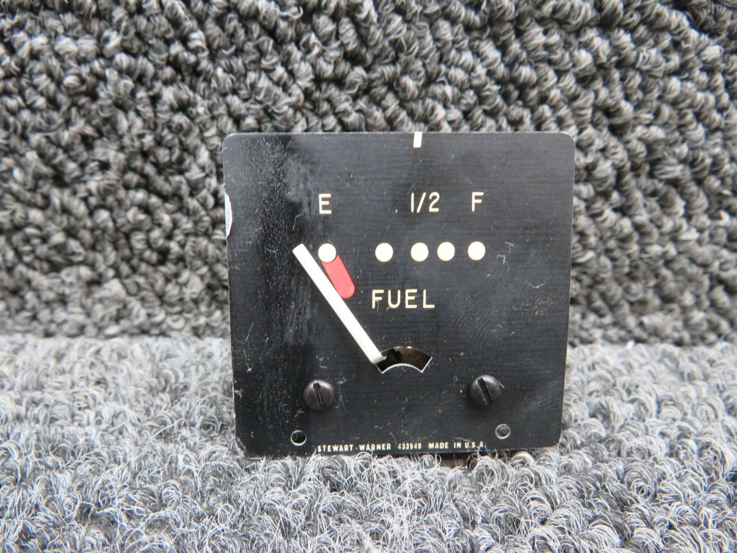 433549 Stewart Warner Aircraft Fuel Gauge Indicator Assembly