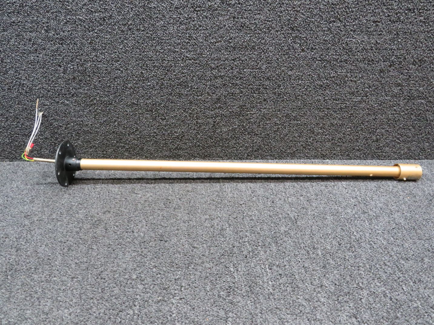 100-380006-41 Beechcraft KA-200 Mode Airborne Fuel Quantity Prode Assembly