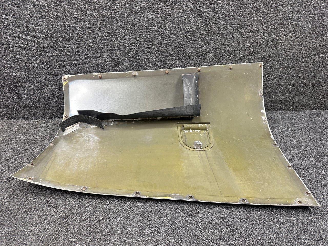 2252042-16 Cessna R182 Upper Cowl Assembly Right Hand (White)
